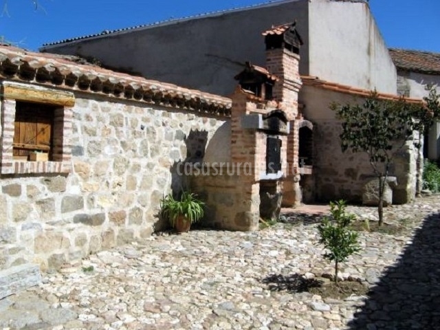 Casas Rurales con Barbacoa en Villacastin | CasasRurales.net
