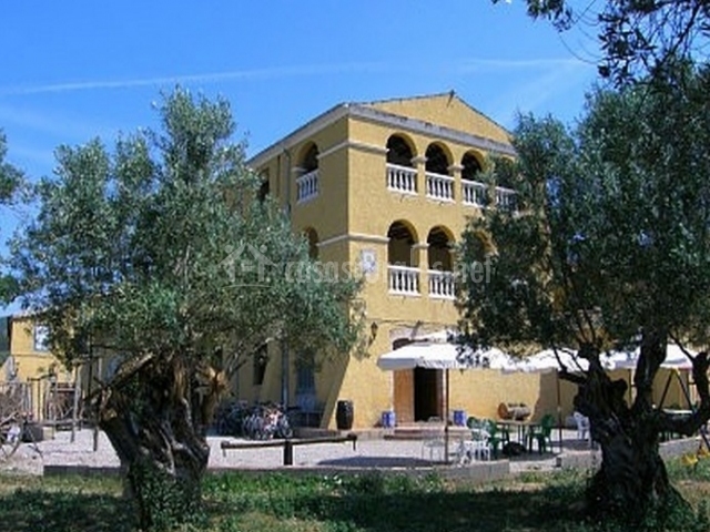 Masia Can Parellada, Olesa De Bonesvalls - Disponibilidad y reservas ...