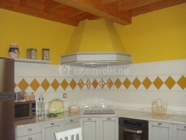 Ca Azulete en Castiello (Bimenes) (Asturias)