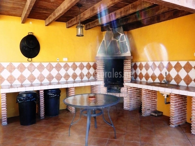 15 Casas Rurales con Barbacoa en La Axarquía | CasasRurales.net