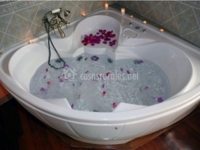 Casas Rurales con Jacuzzi en Cabezas Altas: 7 posibilidades ...