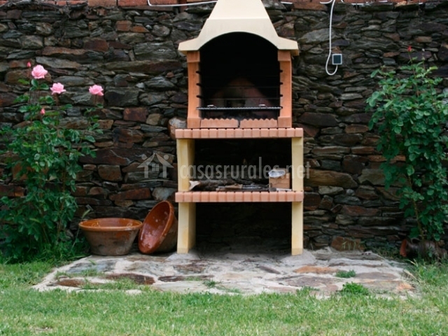 Casas Rurales con Barbacoa en Zarza De Granadilla | CasasRurales.net