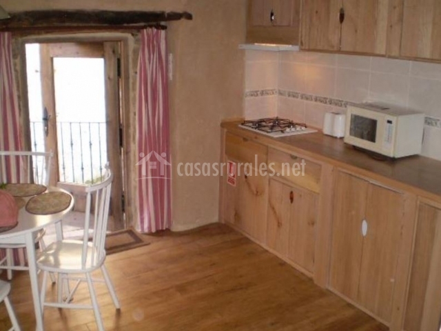 El Callejón- Manzanela, Nela - Disponibilidad y reservas 2024 ...